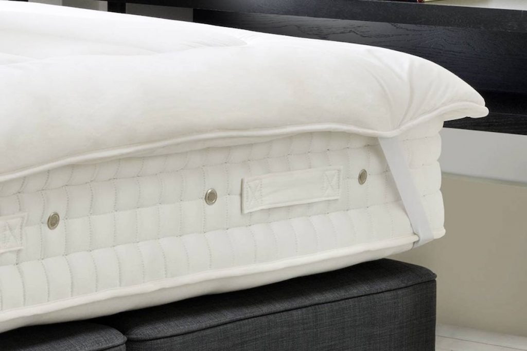 Best Wool Mattress Topper | Add Some Comfort To Your Bed